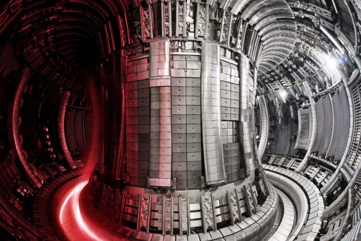 UK's JET fusion reactor achieves highest energy output in the world ...